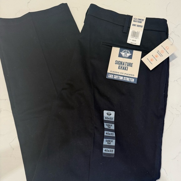 Signature | Pants | Nwt Dockers Signature Mens Black Classic Fit ...